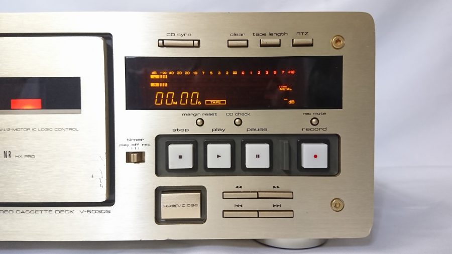 TEAC V-6030S 外観と内部を実機の画像で紹介 | スーパーカセッターズ SuperCassetters'