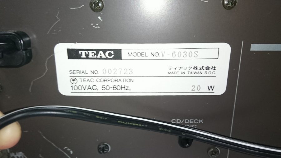 TEAC V-6030S 外観と内部を実機の画像で紹介 | スーパーカセッターズ SuperCassetters'