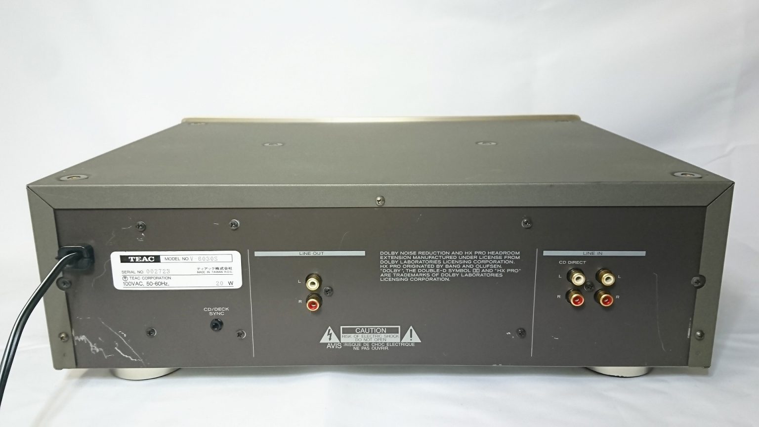 TEAC V-6030S 外観と内部を実機の画像で紹介 | スーパーカセッターズ SuperCassetters'