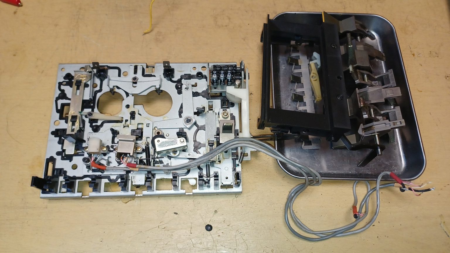 SONY TC-K5 外観・内部を実機の画像で紹介 | スーパーカセッターズ SuperCassetters'